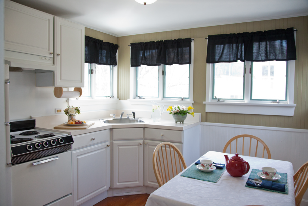 Restaurants in Concord MA - Concord's Colonial Inn